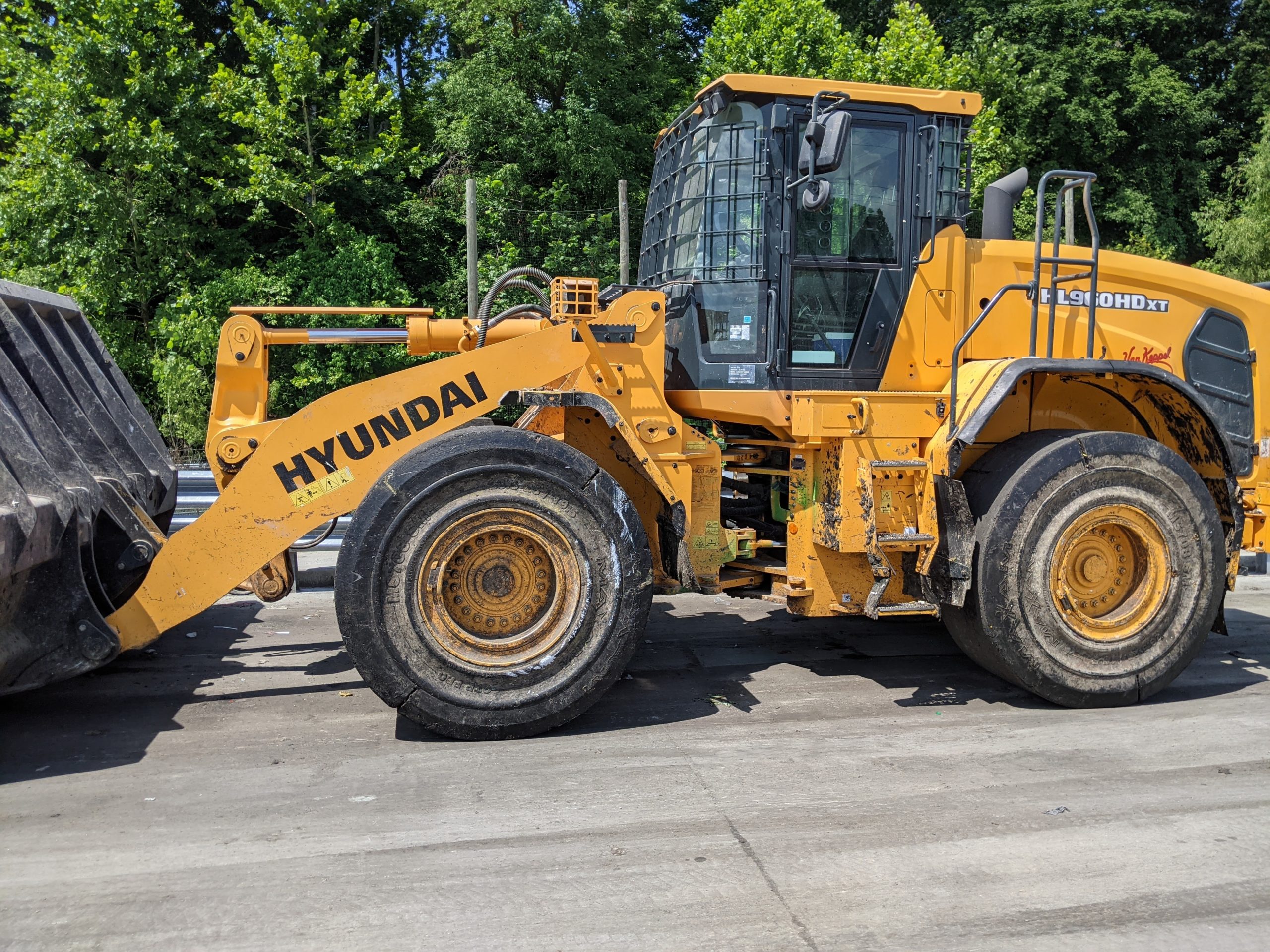 MAXAM adds to MS708 wheel loader tyre offering with two new sizes ...