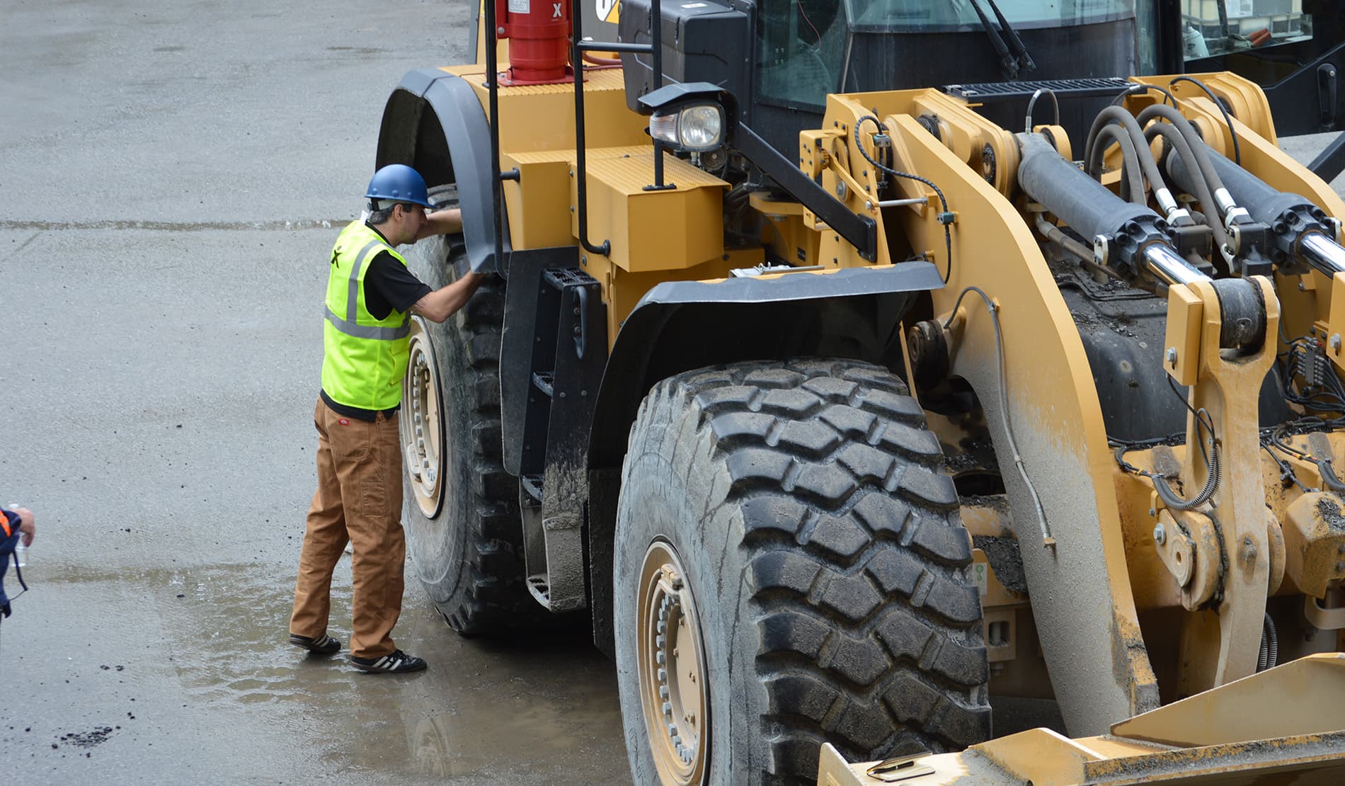 Careers | Maxam Tire